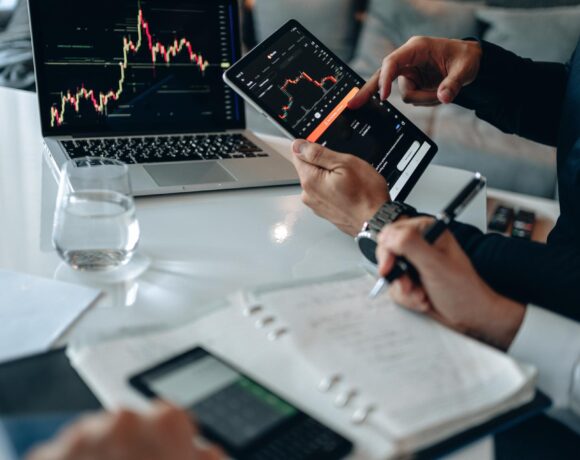 What Are Flat Roofs? Check Everything You Need To Know About